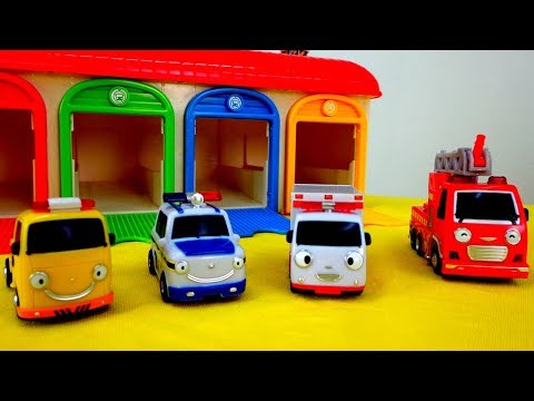 Helper Cars auf Deutsch: die Helfer Autos stellen sich vor.