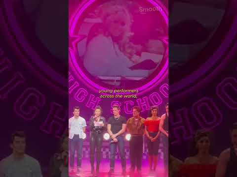 This #OliviaNewtonJohn tribute is lovely 💜 #Grease #shorts