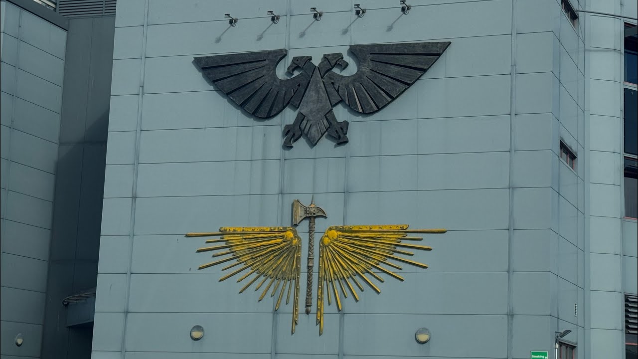 I’m at WARHAMMER WORLD! Oh boy! 