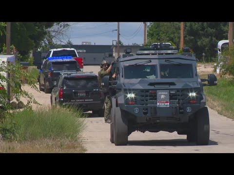 Man drives wrong way on I-84 during police chase, arrested after standoff