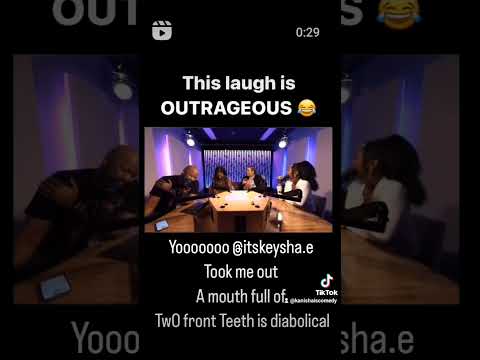 I couldn't breath you hear me. #kanishabuss #kanishabusslaugh #cardib #nickiminaj #funnylaughs
