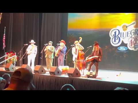 The Cleverlys - Low and 500 Miles, Silver Dollar City 5/29/2023