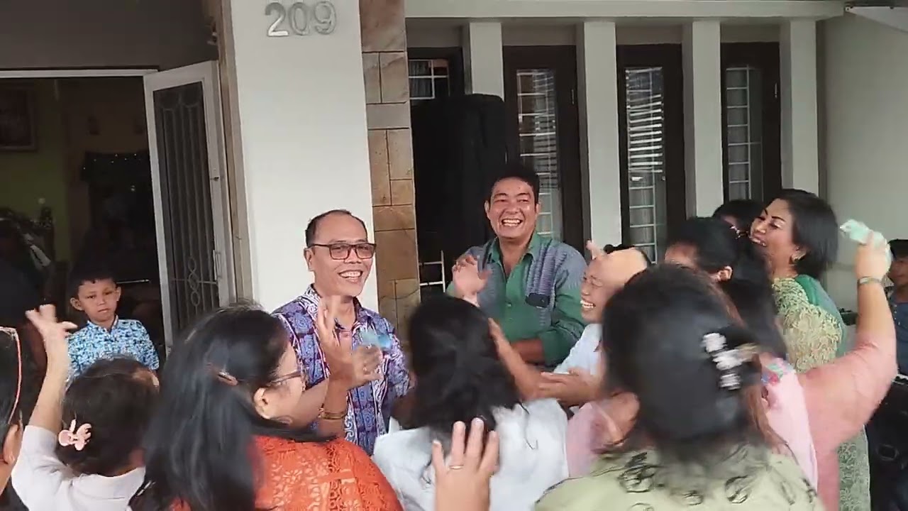 Bona Taon Persadaan Girsang Boru Panagolan Medan Barat Sungguh Meriah ...