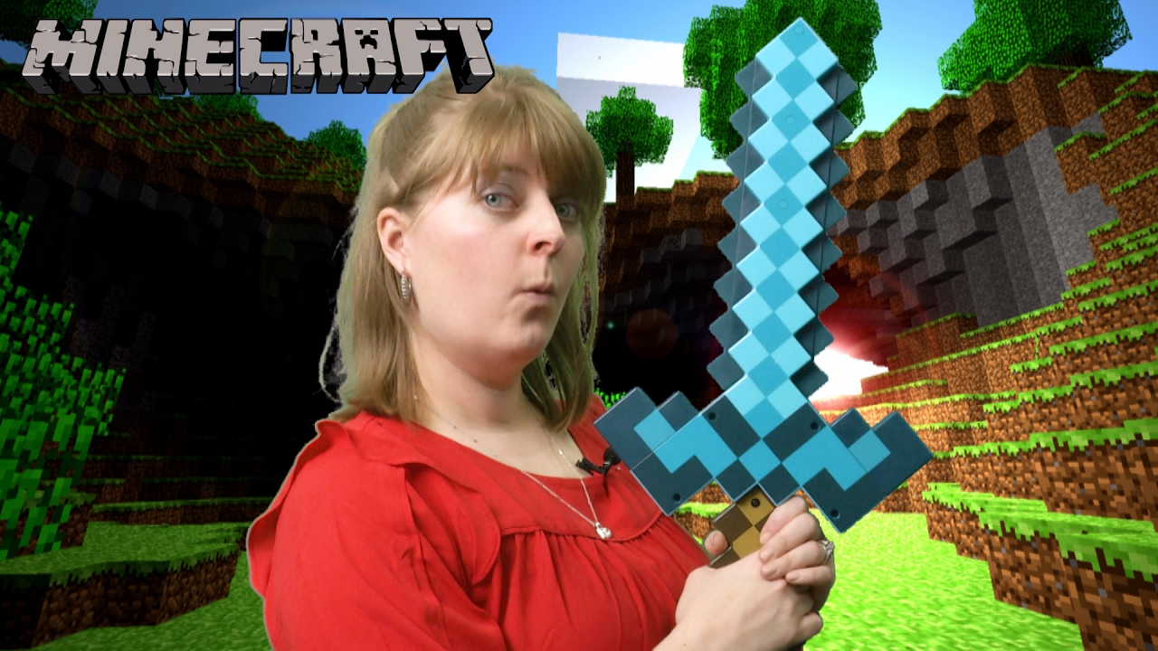 Minecraft Transforming Diamond Sword/Pickaxe from Mattel
