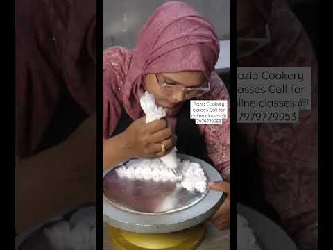 How to use star tip nozzle 4 razia cookery classes #baking #cakeclass #nozzledesign