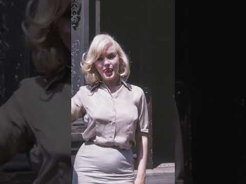 Pregnant Marilyn Monroe In 1960