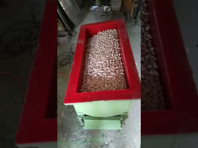 Vibratory Deburring And Finishing Machine - Tub Type Vibratory ...
