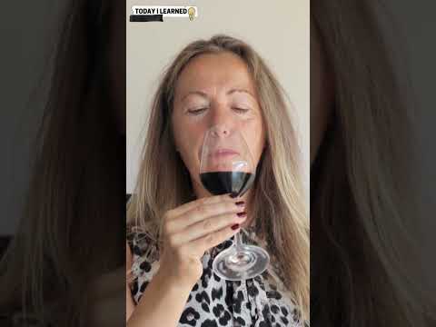 How Do Wines Get Their Color? #shorts