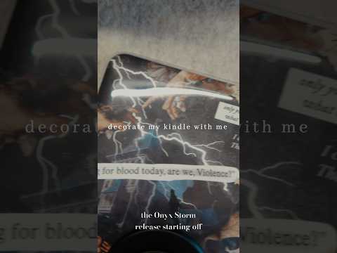Decorate my #kindle with me for Onyx Storm 🖤 #fourthwing #shorts #kindlepaperwhite
