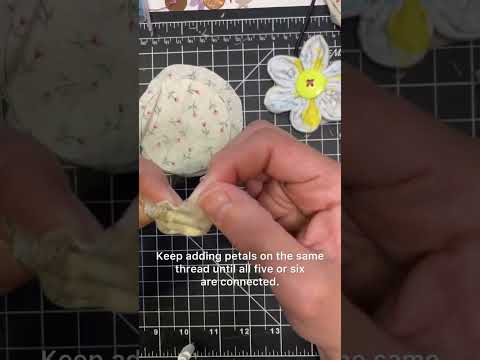 Fabric Flowers DIY #sewing #diy #flowers #hack #cute