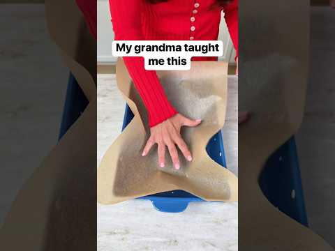 How to fold parchment paper to fit rectangle or square baking pans #baking #bakingfromscratch