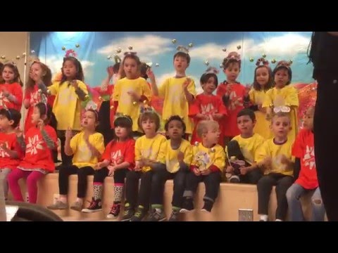Kindergarten PS 340 sings "Inch Worm."