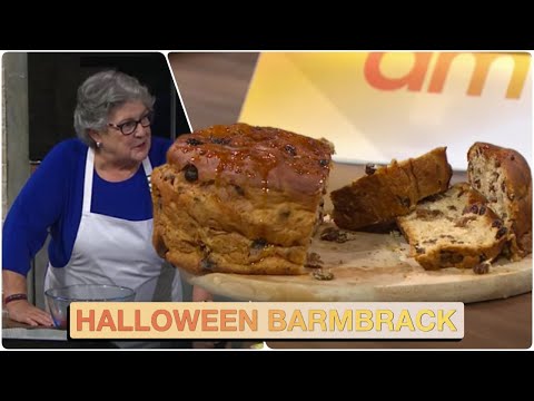 "Really simple" Halloween Barmbrack from mixed fruit and tea to moist brack | Catherine Leyden