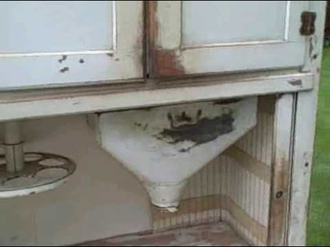 Oak Hoosier Cabinet - What To Look For