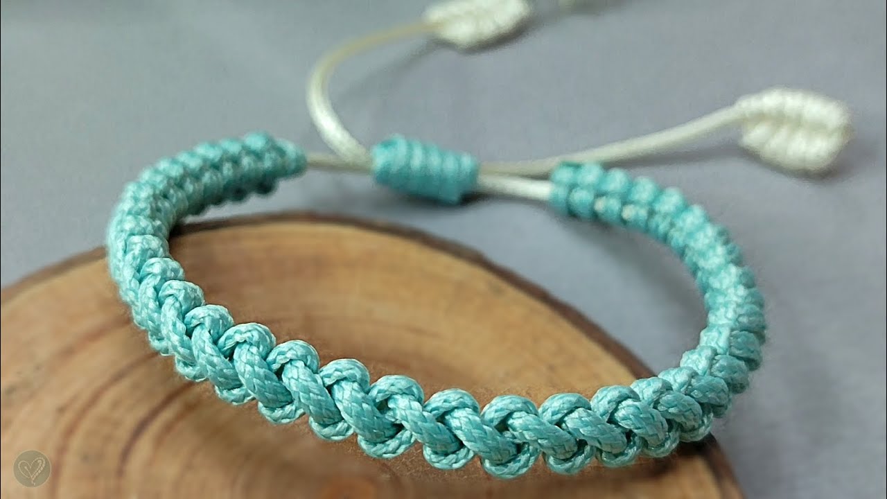DIY Macrame Friendship Bracelet | Macrame Bracelet Tutorial