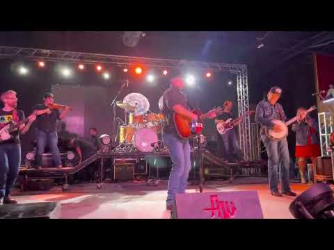 Aaron Watson Freight Train Music Video Song Lyrics And Karaoke