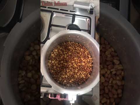 Cooking Githeri at Home,Kenyan staple food
