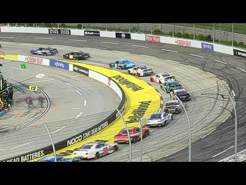 Dude wipes 250 at Martinsville speedway 4/6/2024