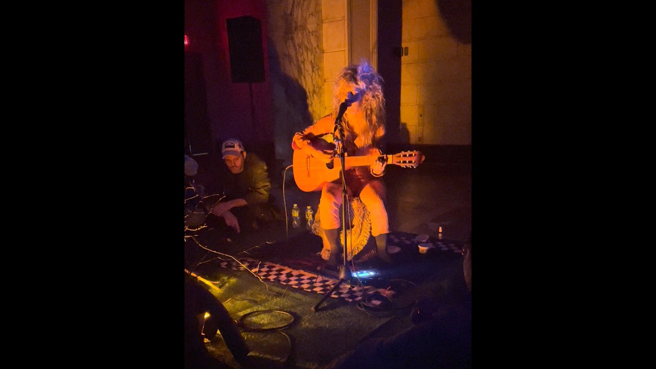 Taraka - Old Gloves (live & unplugged around the campfire, 2026)