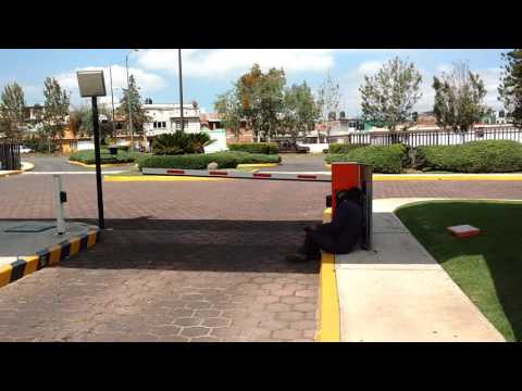 Barrera para estacionamiento syscom pro