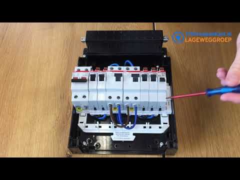 ABB Busboard automaat Inklikken / uitnemen - Hoe Installeer je een ABB Busboard? 123GroepenKast.nl