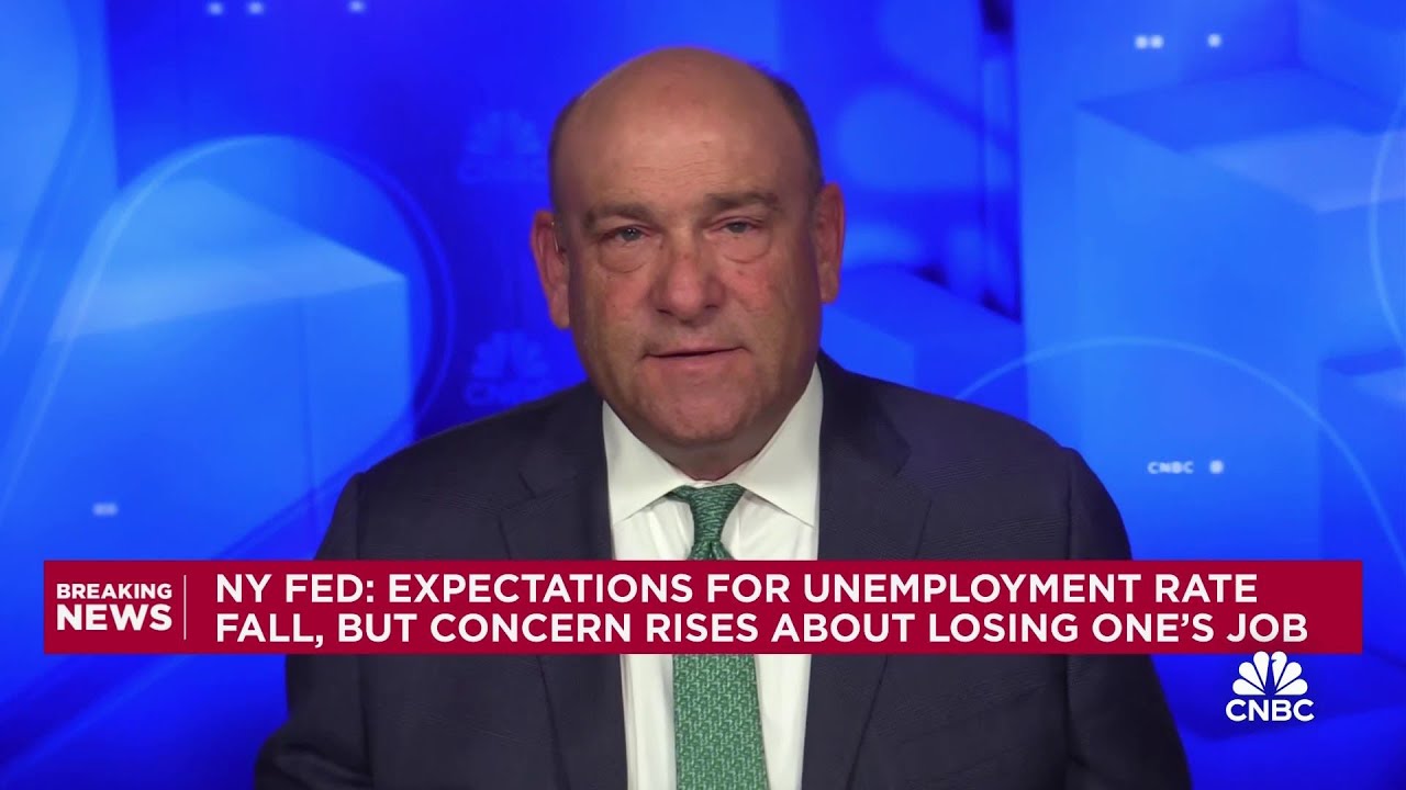 Inflation outlook hits lowest since April 2021, New York Fed survey shows