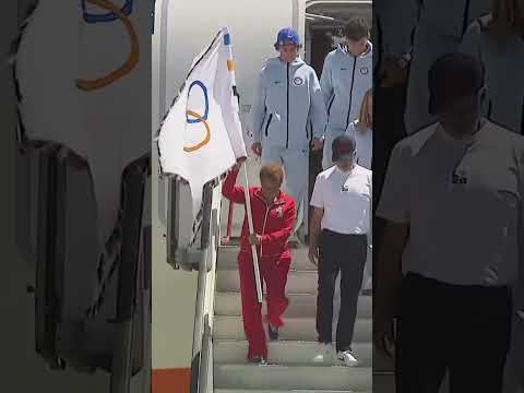 Olympic flag arrives in Los Angeles | NBC4 Washington