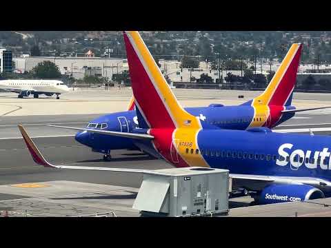 Hollywood Burbank Airport - Plane Spotting - June 14, 2025