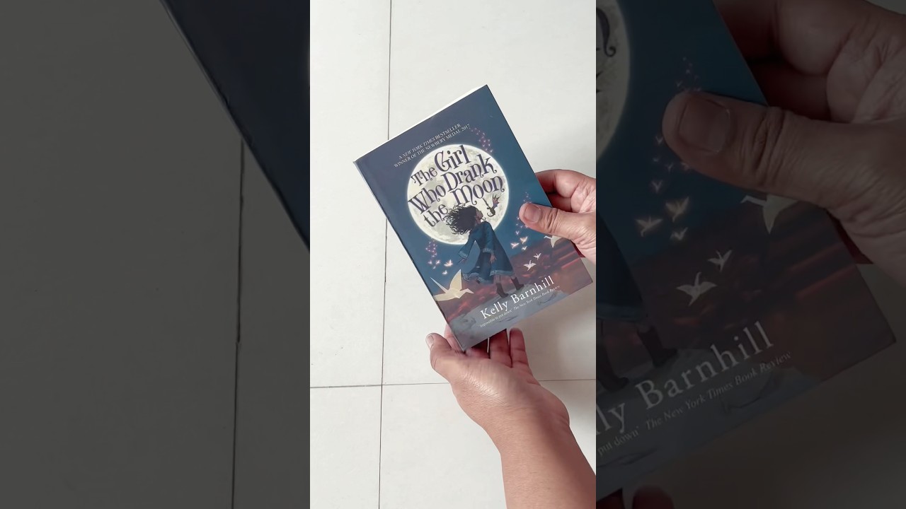 The Girl Who Drank the Moon #unboxing  #books #amazon