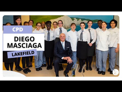 Decanting wine by Cav. Diego Masciaga | Masterclass at LAKEFIELD