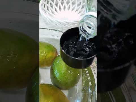 Keep Mango Fresh For Weeks by Washing Them and Storing Correctly