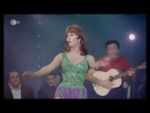 Sophia Loren - Tu vuo fa L´Americano