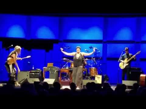 Lisa Fischer and Grand Baton perform at the John G. Shedd Institute for the Arts. Eugene, Oregon.