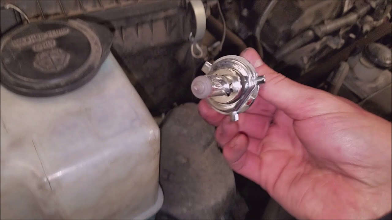 Toyota Tacoma Headlight Bulb Replacement