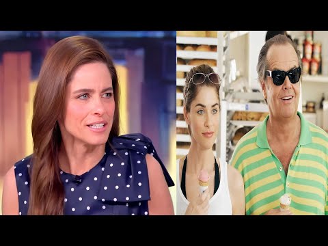 Amanda Peet's Teen Daughters Critique Her Movie Scene with Jack Nicholson! | StarScene Central