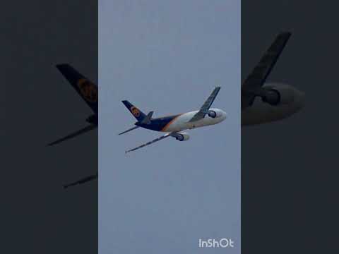 (4K) UPS A300F Departure EL PASO INT'L AIRPORT #aviation #plane #planespotting #new