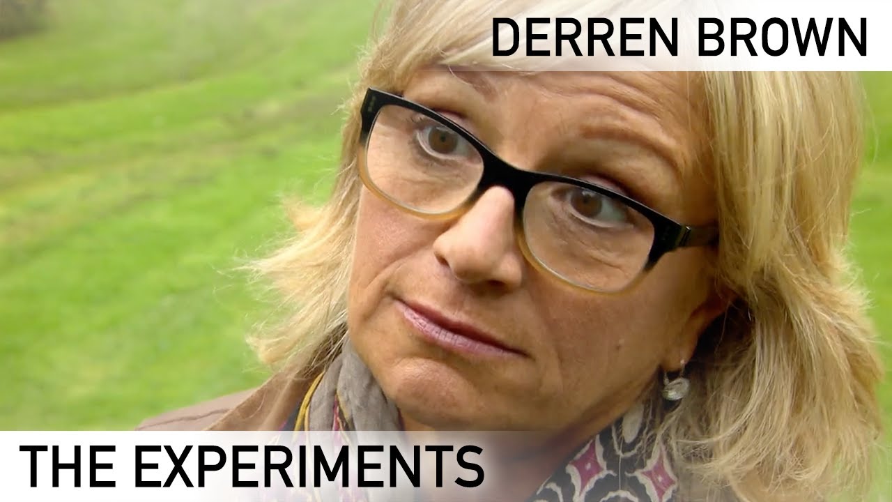 Psychic Doesn't Know It's All Fake | The Experiments | Derren Brown