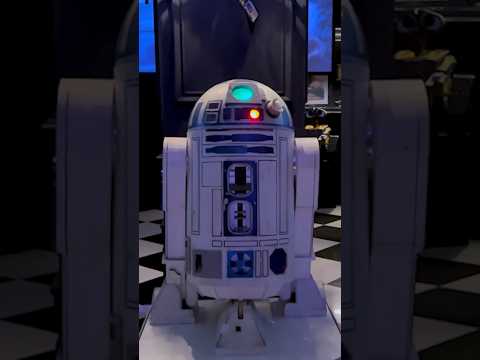 MILLENNIUM FANDOM BAR - 1st Date Spots for Vegas Locals