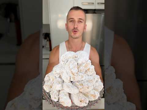Kourabiedes Recipe (Cristmas Greek Butter Cookies)