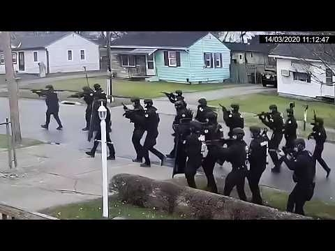 35 Most Terrifying SWAT Police Raids Caught on Camera