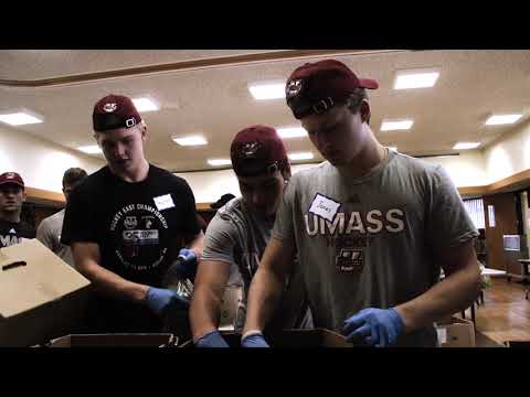 UMass Hockey Visits Amherst Senior Center