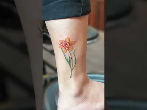 daffodil flower 🌼 tattoo | ankle tattoo | #tattoo #tattooideas