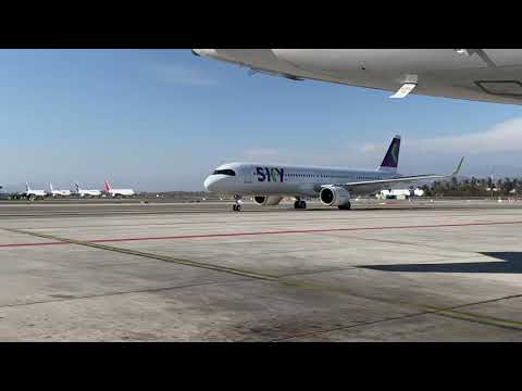 Airbus A321 NEO Sky Airline
