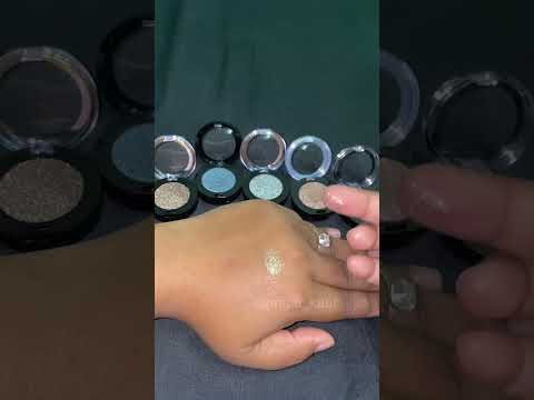 BEST GLITTER EYESHADOW #shorts #shortsvideo #makeup #glitter #rimpakaur @Sephora