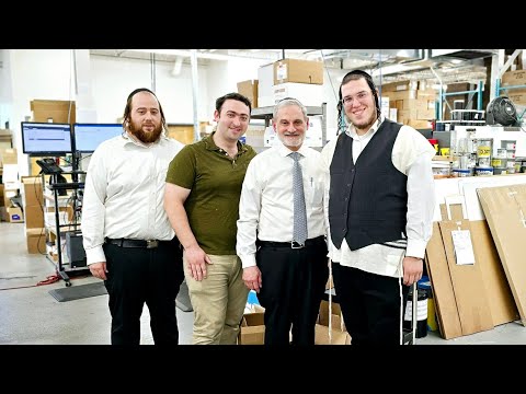 Exclusive Tour at the BP Print Group | Meet the founder, Binyumin Heinimen