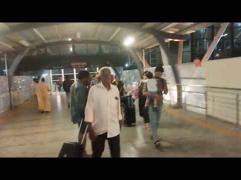SMVT SMVB Railway Station platform entry 2024 view 🚆walk through full ac Railway station #viralvideo