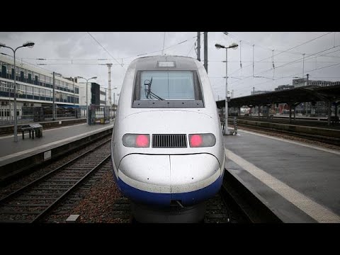 French railway workers strike again