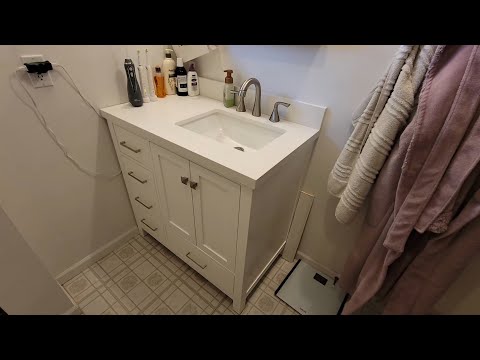 Ariel Bath Cambridge 37 in. Right Offset Sink Vanity White Quartz Countertop A037SRWQRVOWHT by Atlas