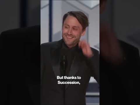 Kieran Culkin says, “Suck it, Pedro!” to fellow nominee Pedro Pascal in Golden Globes Speech #shorts