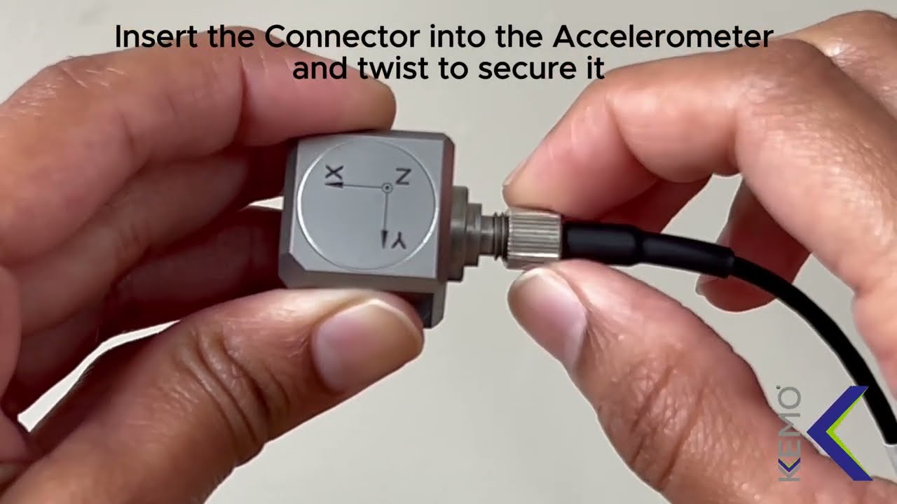 The correct way to connect a Triaxial Accelerometer